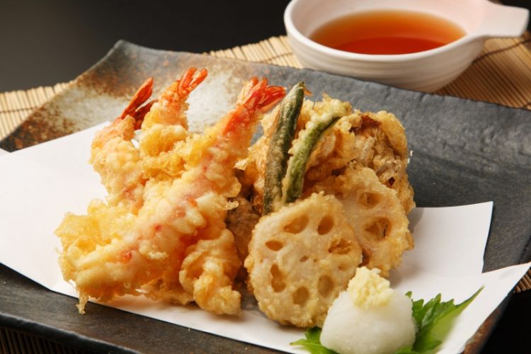 Tempura, món chiên nổi tiếng nhất Nhật Bản và câu chuyện thú vị phía sau