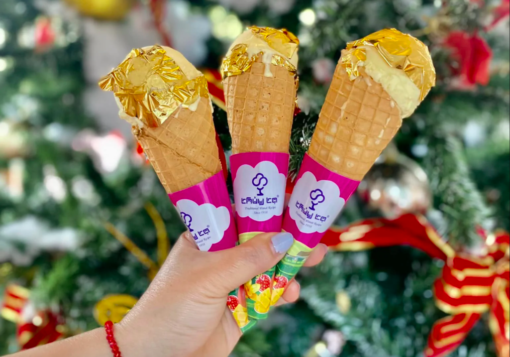 Muốn ăn kem dát vàng ở Hà Nội? Cầm 80 ngàn ra ngay Hồ Gươm mà thử!