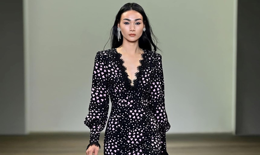 Thùy Trang Next Top Model catwalk tại Tuần lễ thời trang Australia